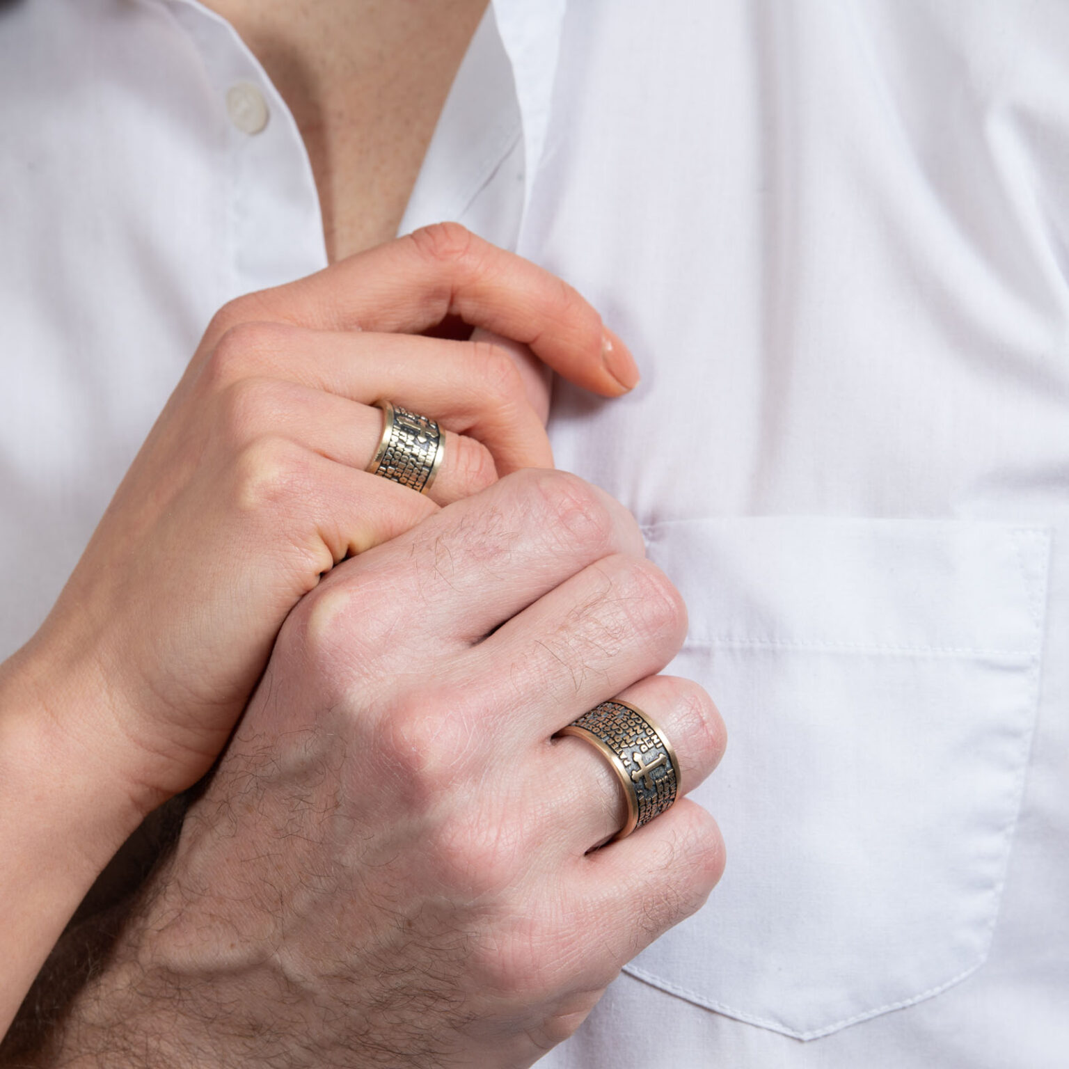 Black and Gold Pater Noster Ring - Anellissimo