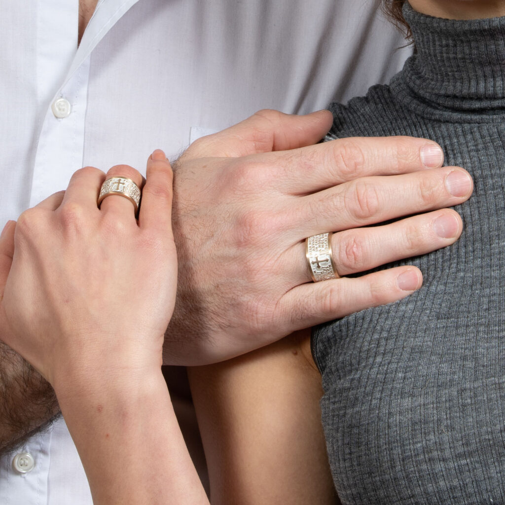 Gold and White Pater Noster Ring - Anellissimo